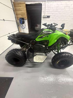 Zaļš Kawasaki KFX 2004 Jurbarkas, ar dzinēja tilpumu 0.70 L un nobraukumu 777 tūkst. km par 3800 €, foto 4 vietnē AUTOMOTO.COM.LV