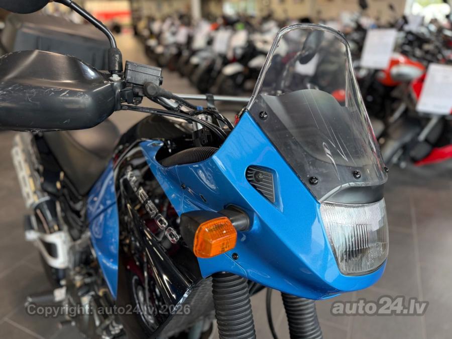Синий Кавасаки KLE 500 2005 в Таллин, объемом двигателя 0.50 л и пробегом 16 тыс. км за 2790 €, фото 9 на AUTOMOTO.COM.LV