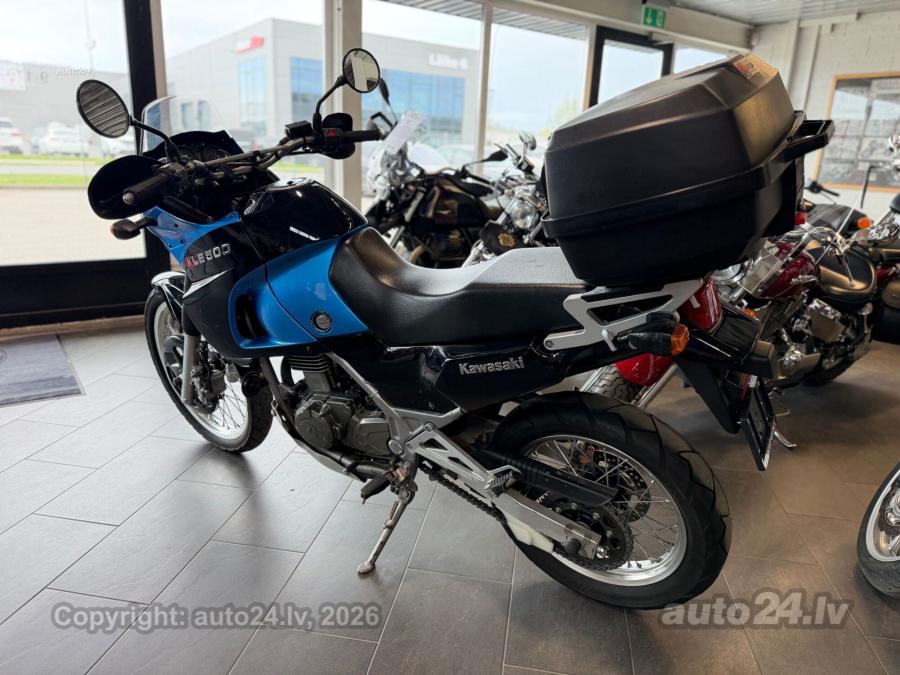 Синий Кавасаки KLE 500 2005 в Таллин, объемом двигателя 0.50 л и пробегом 16 тыс. км за 2790 €, фото 13 на AUTOMOTO.COM.LV