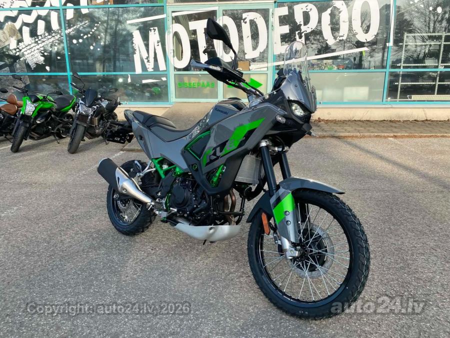 Grey Kawasaki KLE 500 2026 in Tallinn, with an engine capacity of 0.45 L and mileage of 1 thousand km for 6990 €, photo 1 on AUTOMOTO.COM.LV