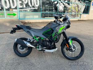 Grey Kawasaki KLE 500 2026 in Tallinn, with an engine capacity of 0.45 L and mileage of 1 thousand km for 6990 €, photo 3 on AUTOMOTO.COM.LV