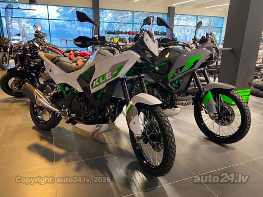Grey Kawasaki KLE 500 2026 in Tallinn, with an engine capacity of 0.45 L and mileage of 1 thousand km for 6990 €, photo 13 on AUTOMOTO.COM.LV