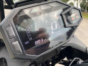 Grey Kawasaki KLE 500 2026 in Tallinn, with an engine capacity of 0.45 L and mileage of 1 thousand km for 5995 €, photo 10 on AUTOMOTO.COM.LV