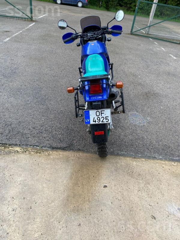 Kawasaki KLE 500 1992 Balvi, ar dzinēja tilpumu 0.50 L un nobraukumu 0 tūkst. km par 2000 €, foto 4 vietnē AUTOMOTO.COM.LV