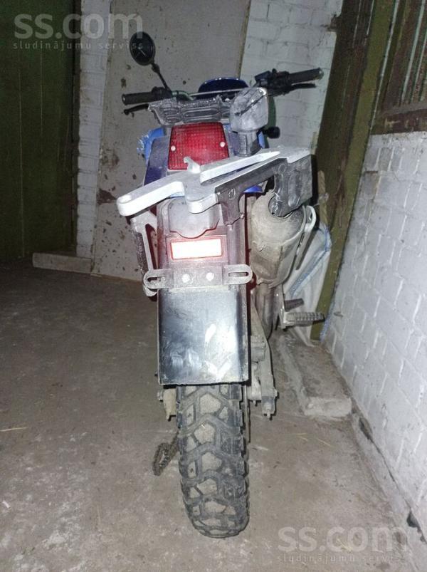 Kawasaki KLE 500 1992 Preiļi, ar dzinēja tilpumu 0.50 L un nobraukumu 0 tūkst. km par 1000 €, foto 2 vietnē AUTOMOTO.COM.LV