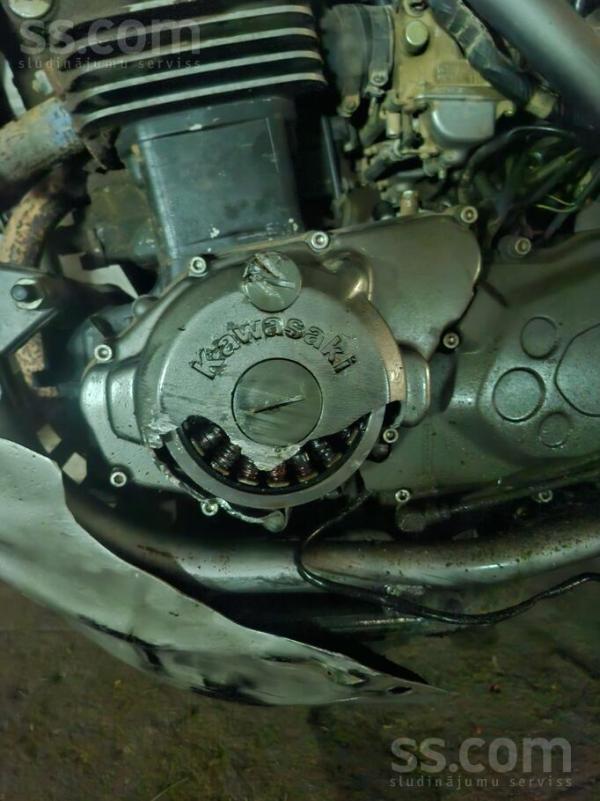 Kawasaki KLE 500 1992 Preiļi, ar dzinēja tilpumu 0.50 L un nobraukumu 0 tūkst. km par 1000 €, foto 4 vietnē AUTOMOTO.COM.LV