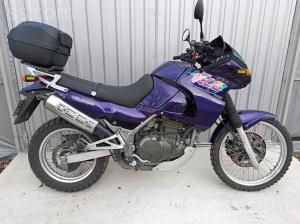 Kawasaki KLE 500 1992 Alūksne, ar dzinēja tilpumu 0.50 L un nobraukumu 0 tūkst. km par 2000 €, foto  vietnē AUTOMOTO.COM.LV