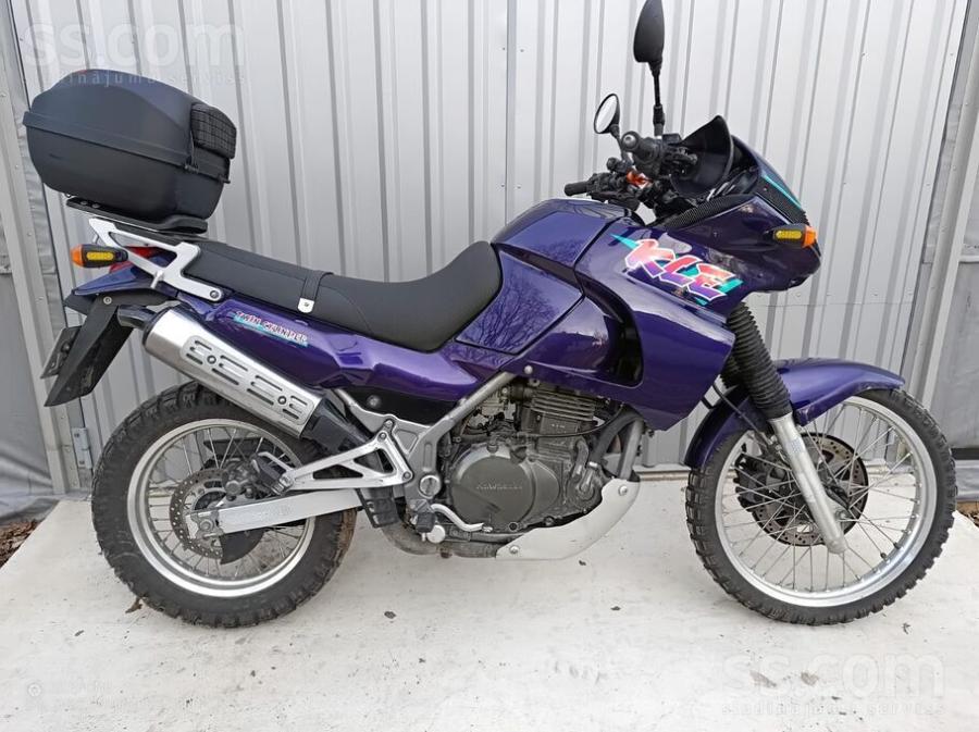 Kawasaki KLE 500 1992 Alūksne, ar dzinēja tilpumu 0.50 L un nobraukumu 0 tūkst. km par 2000 €, foto 1 vietnē AUTOMOTO.COM.LV