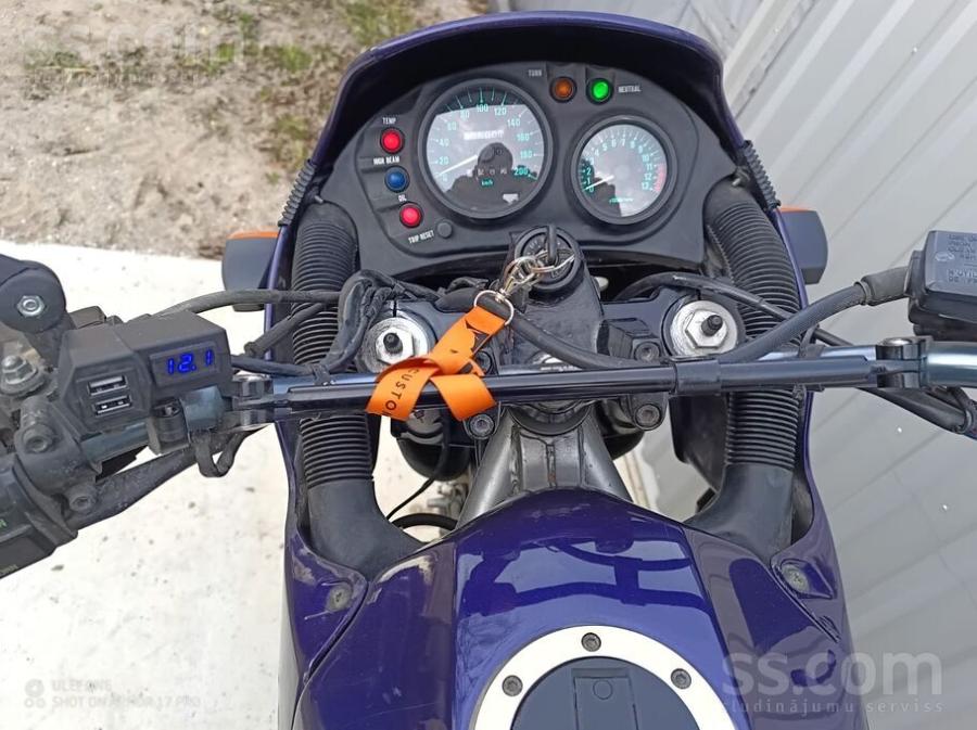 Kawasaki KLE 500 1992 Alūksne, ar dzinēja tilpumu 0.50 L un nobraukumu 0 tūkst. km par 2000 €, foto 9 vietnē AUTOMOTO.COM.LV
