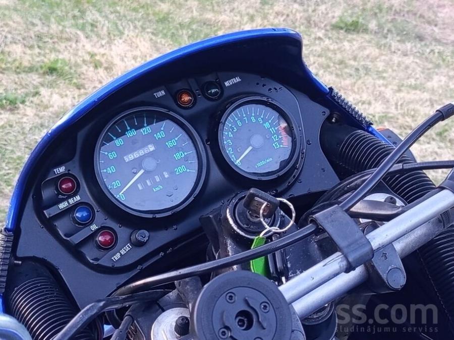 Кавасаки KLE 500 1992 в Прейли, объемом двигателя 0.50 л и пробегом 0 тыс. км за 2350 €, фото 4 на AUTOMOTO.COM.LV