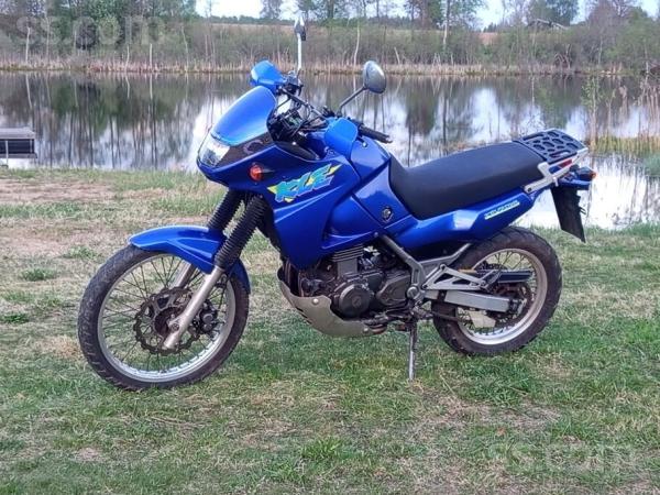 Kawasaki KLE 500 1992 Preiļi, ar dzinēja tilpumu 0.50 L un nobraukumu 0 tūkst. km par 2350 €, foto 5 vietnē AUTOMOTO.COM.LV