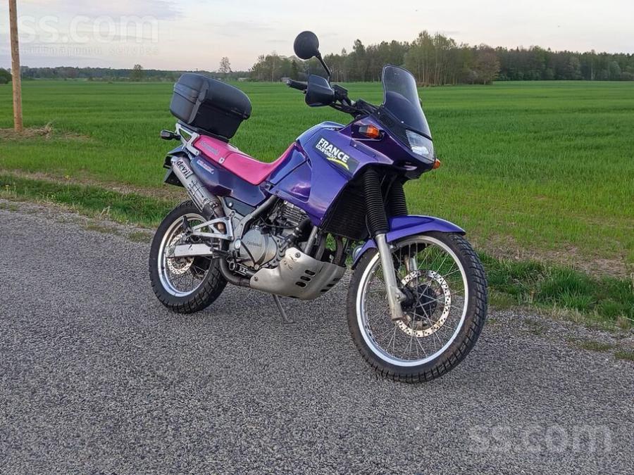 Кавасаки KLE 500 1992 в Прейли, объемом двигателя 0.50 л и пробегом 0 тыс. км за 2350 €, фото 9 на AUTOMOTO.COM.LV