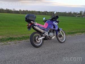 Кавасаки KLE 500 1992 в Прейли, объемом двигателя 0.50 л и пробегом 0 тыс. км за 2350 €, фото 10 на AUTOMOTO.COM.LV