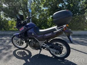 Kawasaki KLE 500 1992 in Riga, with an engine capacity of 0.50 L and mileage of 0 thousand km for 2100 €, photo 3 on AUTOMOTO.COM.LV