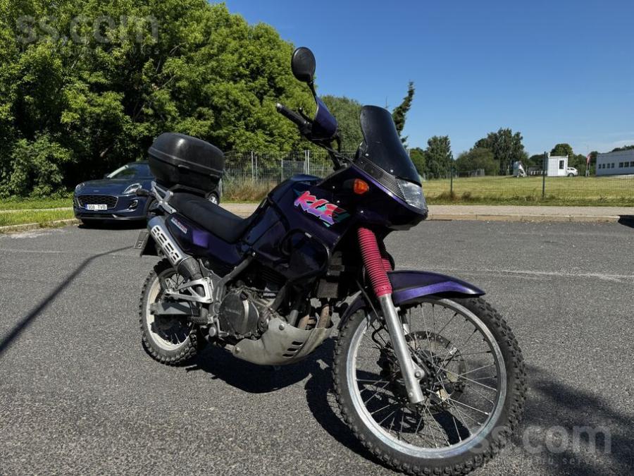 Kawasaki KLE 500 1992 in Riga, with an engine capacity of 0.50 L and mileage of 0 thousand km for 2100 €, photo 6 on AUTOMOTO.COM.LV