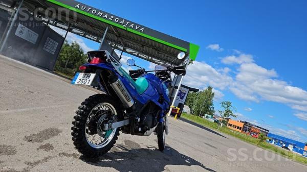 Kawasaki KLE 500 1992 Valmiera, ar dzinēja tilpumu 0.50 L un nobraukumu 0 tūkst. km par 1700 €, foto 7 vietnē AUTOMOTO.COM.LV