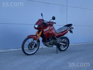 Kawasaki KLE 500 1993 in Preili, with an engine capacity of 0.50 L and mileage of 0 thousand km for 1950 €, photo 6 on AUTOMOTO.COM.LV