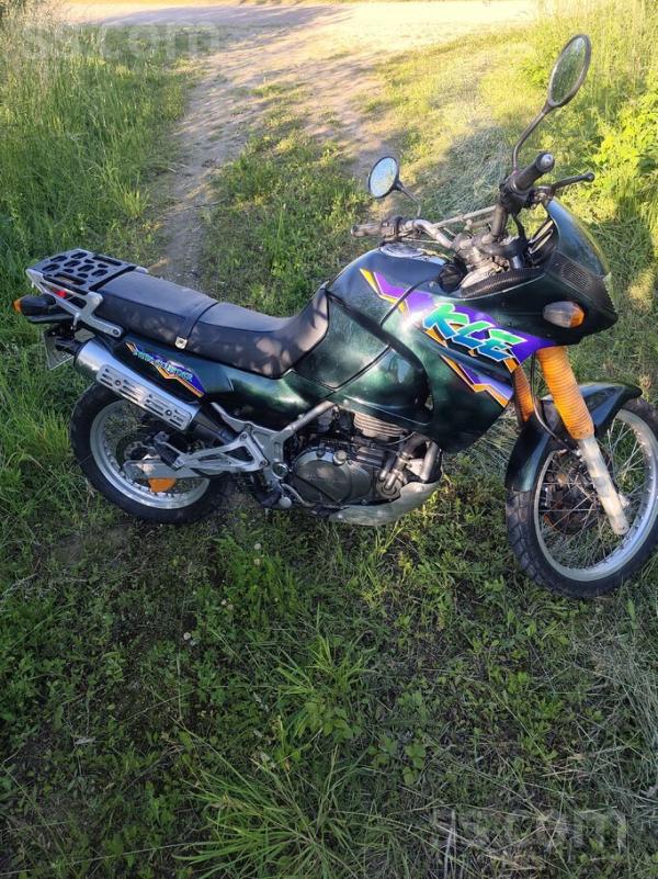 Kawasaki KLE 500 1993 Preiļi, ar dzinēja tilpumu 0.50 L un nobraukumu 0 tūkst. km par 1900 €, foto 4 vietnē AUTOMOTO.COM.LV