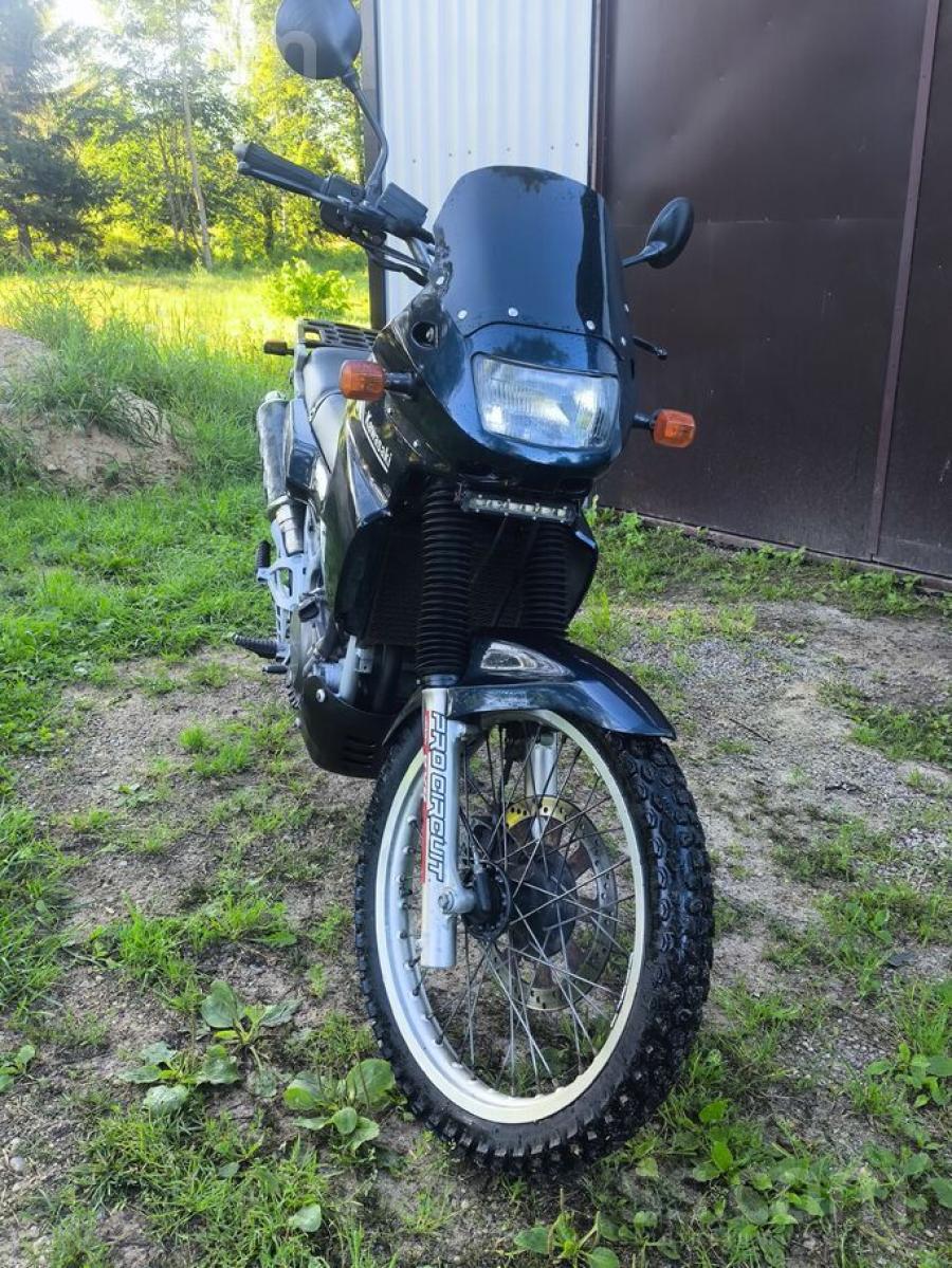 Kawasaki KLE 500 1993 in Rezekne, with an engine capacity of 0.50 L and mileage of 0 thousand km for 1600 €, photo 4 on AUTOMOTO.COM.LV