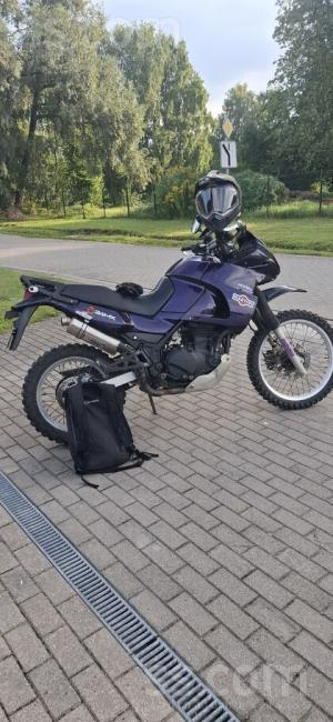 Kawasaki KLE 500 1993 in Valmiera, with an engine capacity of 0.50 L and mileage of 0 thousand km for 2700 €, photo  on AUTOMOTO.COM.LV