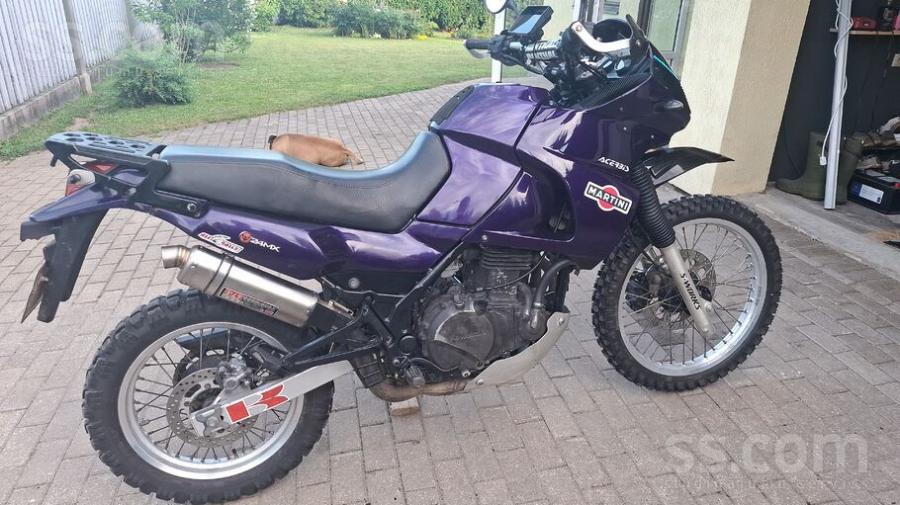 Kawasaki KLE 500 1993 in Valmiera, with an engine capacity of 0.50 L and mileage of 0 thousand km for 2700 €, photo 6 on AUTOMOTO.COM.LV