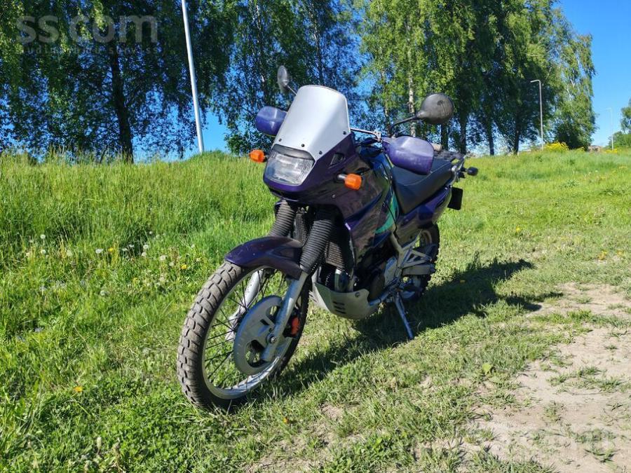 Кавасаки KLE 500 1994 в Рига, объемом двигателя 0.50 л и пробегом 0 тыс. км за 1750 €, фото 5 на AUTOMOTO.COM.LV