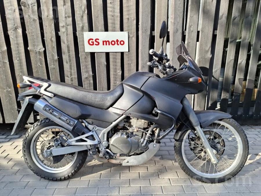Kawasaki KLE 500 1994 in Riga, with an engine capacity of 0.50 L and mileage of 0 thousand km for 1700 €, photo 1 on AUTOMOTO.COM.LV