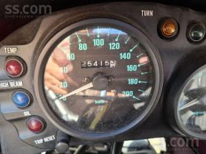 Kawasaki KLE 500 1994 in Riga, with an engine capacity of 0.50 L and mileage of 0 thousand km for 1700 €, photo 6 on AUTOMOTO.COM.LV