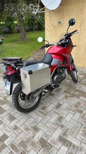 Kawasaki KLE 500 1999 in Balvi, with an engine capacity of 0.50 L and mileage of 0 thousand km for 2200 €, photo 5 on AUTOMOTO.COM.LV