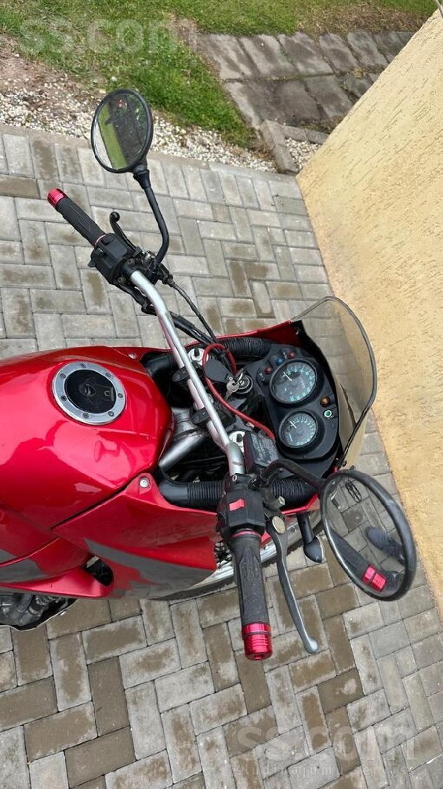 Kawasaki KLE 500 1999 in Balvi, with an engine capacity of 0.50 L and mileage of 0 thousand km for 2200 €, photo 6 on AUTOMOTO.COM.LV