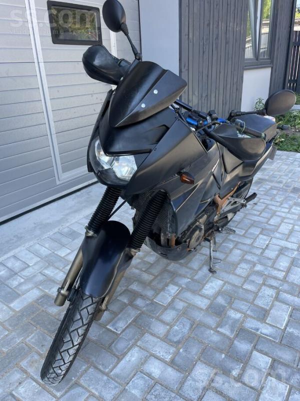Кавасаки KLE 500 2005 в Екабпилс, объемом двигателя 0.50 л и пробегом 0 тыс. км за 1750 €, фото 2 на AUTOMOTO.COM.LV