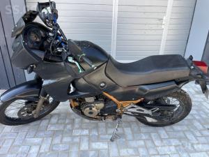 Kawasaki KLE 500 2005 Jēkabpils, ar dzinēja tilpumu 0.50 L un nobraukumu 0 tūkst. km par 1750 €, foto 6 vietnē AUTOMOTO.COM.LV