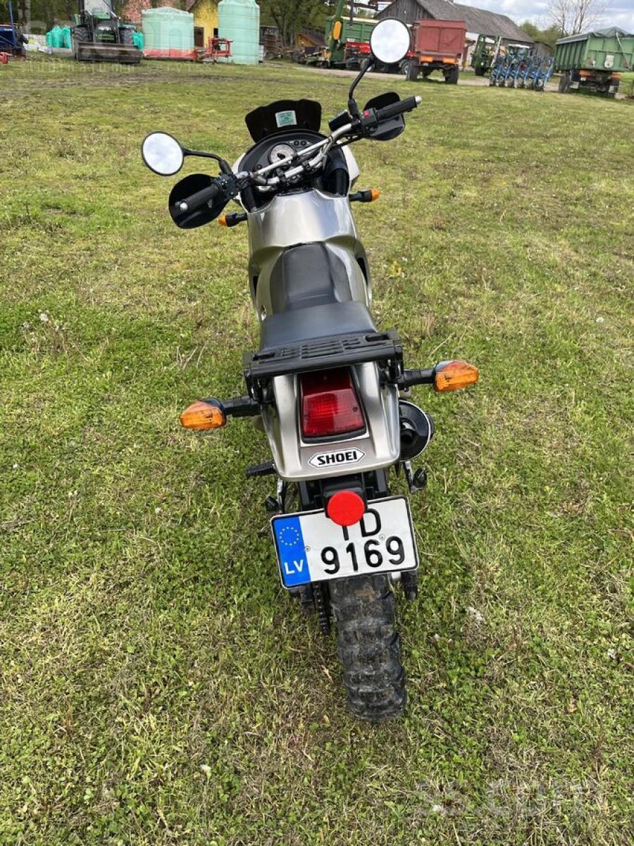 Kawasaki KLE 500 2006 Tukums, ar dzinēja tilpumu 0.50 L un nobraukumu 0 tūkst. km par 2400 €, foto 4 vietnē AUTOMOTO.COM.LV