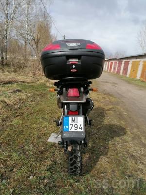 Kawasaki KLE 500 2006 Rīga, ar dzinēja tilpumu 0.50 L un nobraukumu 0 tūkst. km par 2300 €, foto 4 vietnē AUTOMOTO.COM.LV