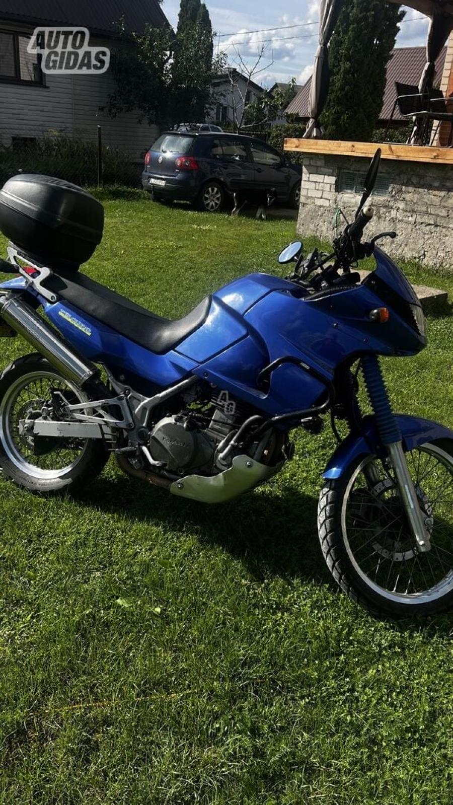 Blue Kawasaki KLE 1992 in Druskininkai, with an engine capacity of 0.00 L and mileage of 0 thousand km for 1750 €, photo 3 on AUTOMOTO.COM.LV