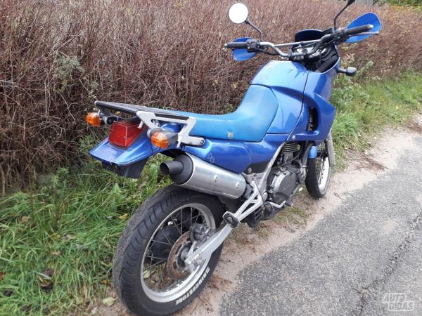 Blue Kawasaki KLE 1992 in Vilnius, with an engine capacity of 0.50 L and mileage of 0 thousand km for 990 €, photo 3 on AUTOMOTO.COM.LV