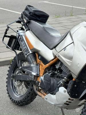 Pelēks Kawasaki KLE 2005 Viļņa, ar dzinēja tilpumu 0.50 L un nobraukumu 87 tūkst. km par 2150 €, foto 7 vietnē AUTOMOTO.COM.LV