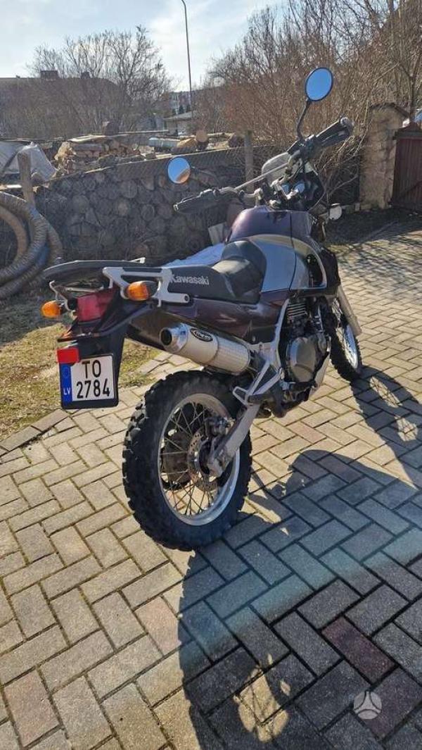 Kawasaki KLE 1999 in Aizkraukle, with an engine capacity of 0.50 L and mileage of 25 thousand km for 2500 €, photo 3 on AUTOMOTO.COM.LV