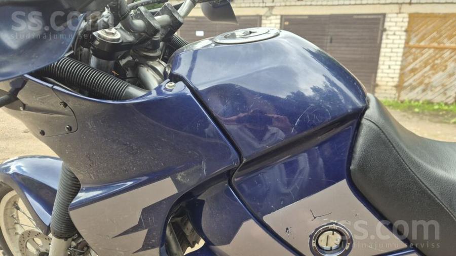 Kawasaki KLE 1999 in Cesis, with an engine capacity of 0.50 L and mileage of 0 thousand km for 1350 €, photo 8 on AUTOMOTO.COM.LV