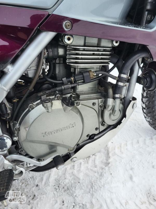 Kawasaki KLE 2001 Utena, ar dzinēja tilpumu 0.50 L un nobraukumu 25 tūkst. km par 2200 €, foto 4 vietnē AUTOMOTO.COM.LV