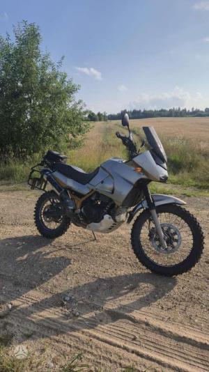 Кавасаки KLE 2005 в Электренай, объемом двигателя 0.00 л и пробегом 85 тыс. км за 2000 €, фото  на AUTOMOTO.COM.LV