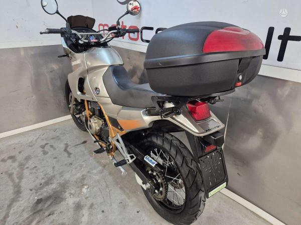 Kawasaki KLE 2005 in Kaunas, with an engine capacity of 0.50 L and mileage of 28 thousand km for 2600 €, photo 4 on AUTOMOTO.COM.LV