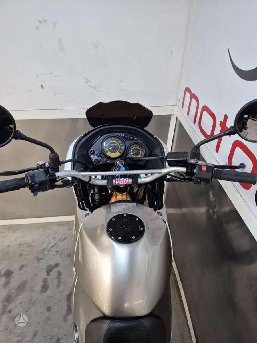 Kawasaki KLE 2005 in Kaunas, with an engine capacity of 0.50 L and mileage of 28 thousand km for 2600 €, photo 8 on AUTOMOTO.COM.LV