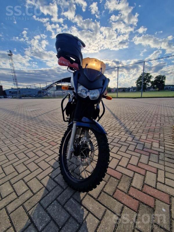 Kawasaki KLE 2006 in Valmiera, with an engine capacity of 0.50 L and mileage of 0 thousand km for 2700 €, photo 2 on AUTOMOTO.COM.LV