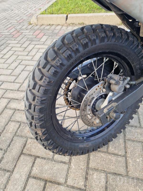 Kawasaki KLE 2006 Valmiera, ar dzinēja tilpumu 0.50 L un nobraukumu 0 tūkst. km par 2700 €, foto 7 vietnē AUTOMOTO.COM.LV