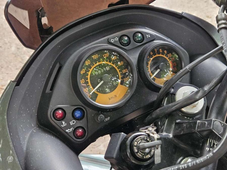 Kawasaki KLE 2007 Kauņa, ar dzinēja tilpumu 0.50 L un nobraukumu 20 tūkst. km par 2300 €, foto 4 vietnē AUTOMOTO.COM.LV