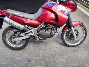 Red Kawasaki KLE 1992 in Elektrenai, with an engine capacity of 0.50 L and mileage of 44 thousand km for 1200 €, photo 3 on AUTOMOTO.COM.LV