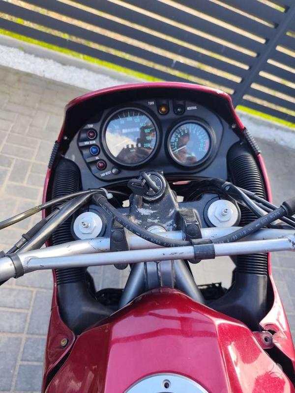 Red Kawasaki KLE 1992 in Elektrenai, with an engine capacity of 0.50 L and mileage of 44 thousand km for 1200 €, photo 5 on AUTOMOTO.COM.LV