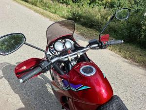 Sarkans Kawasaki KLE 1995 Marijampole, ar dzinēja tilpumu 0.50 L un nobraukumu 37 tūkst. km par 1990 €, foto 12 vietnē AUTOMOTO.COM.LV