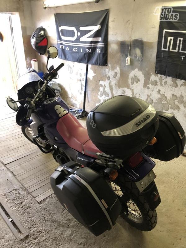 Violet Kawasaki KLE 1992 in Marijampole, with an engine capacity of 0.50 L and mileage of 59 thousand km for 1400 €, photo 5 on AUTOMOTO.COM.LV